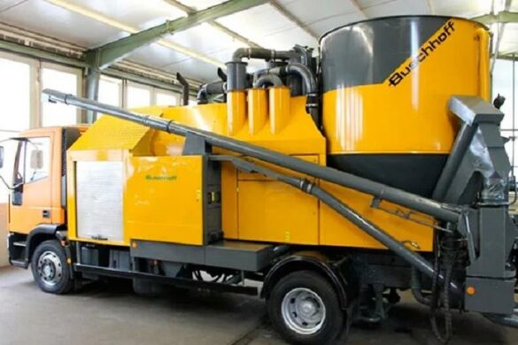 Last Train JK apk Review: Escaping the Zombie Apocalypse by Train